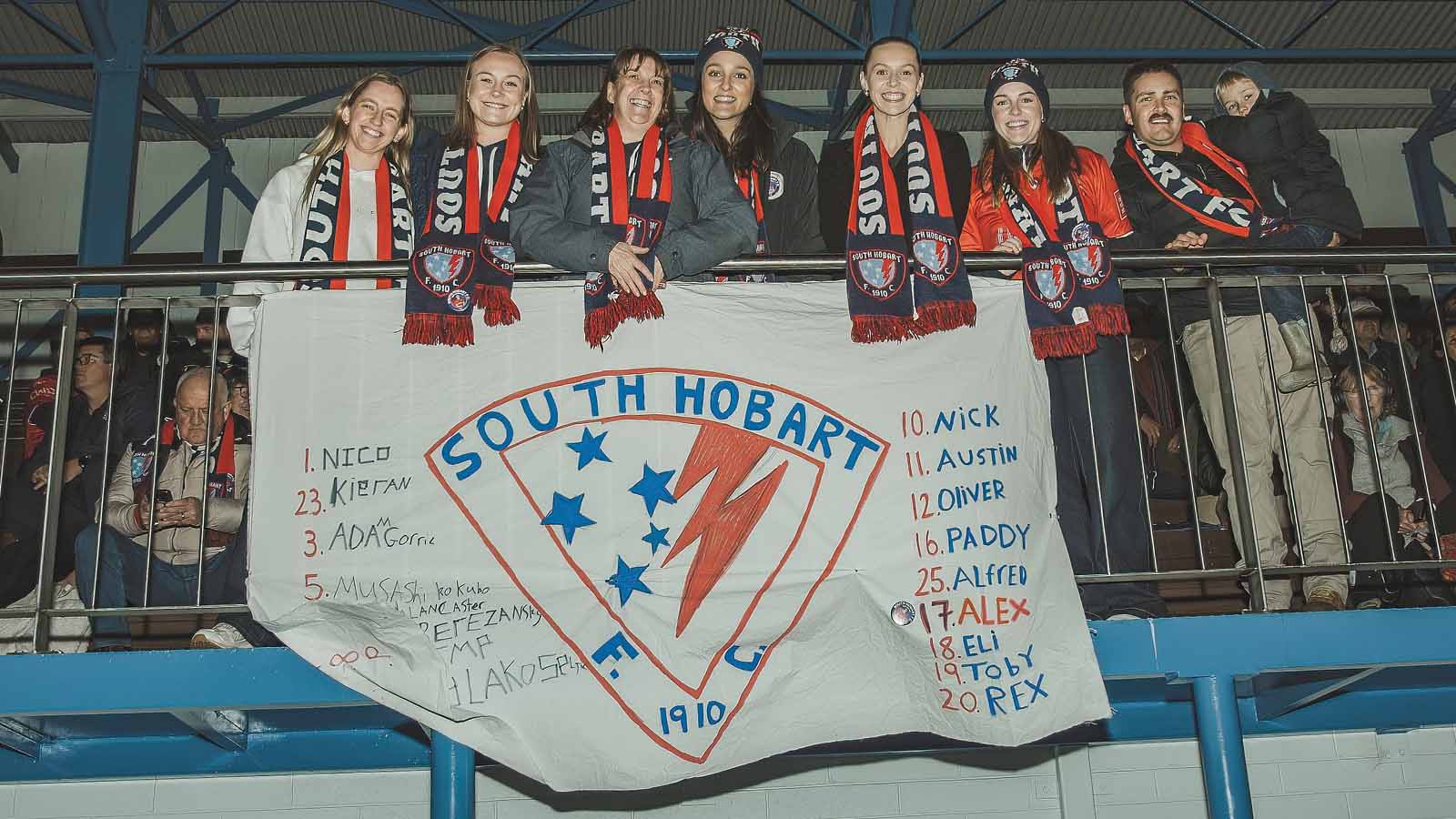 2025 Custom Scarf Trends - Gahumi OEM Brand Peripheral Solution